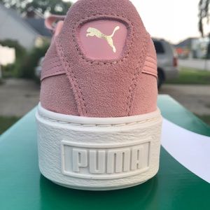 Puma | Shoes | Puma Womens Suede Platform Core Sneakers | Poshmark
